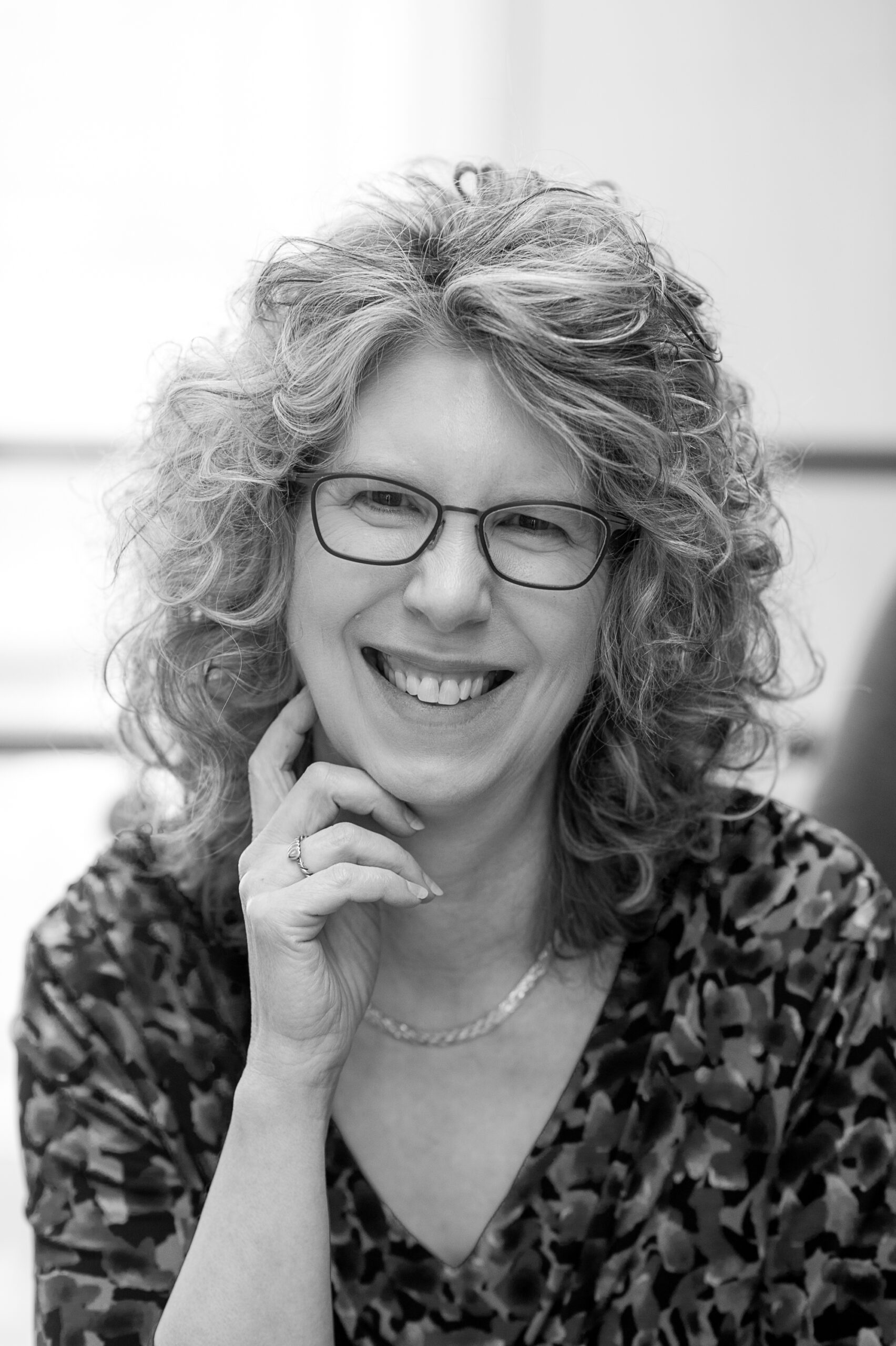 Laura Hulthen Thomas, author of States of Motion and Meaning of Fear